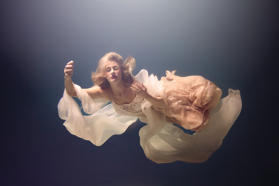 The Underwater Photography of Victoria Shafer