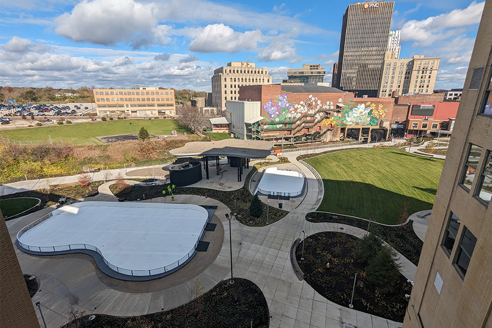 Akron’s Lock 3 Reopens in Time for the Holidays