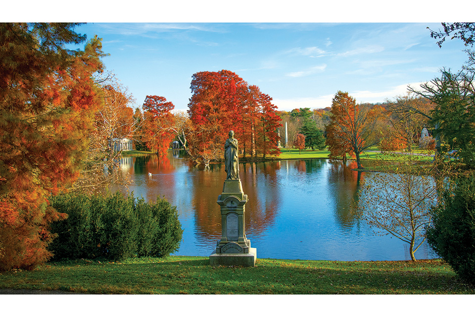 Two Photographers Share the Quiet Beauty of Ohio’s Cemeteries